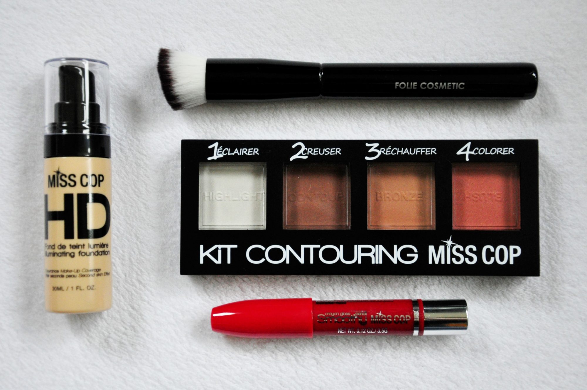 Miss Cop et son maquillage à petit prix ! Que vaut-il ? - Réglisse ...