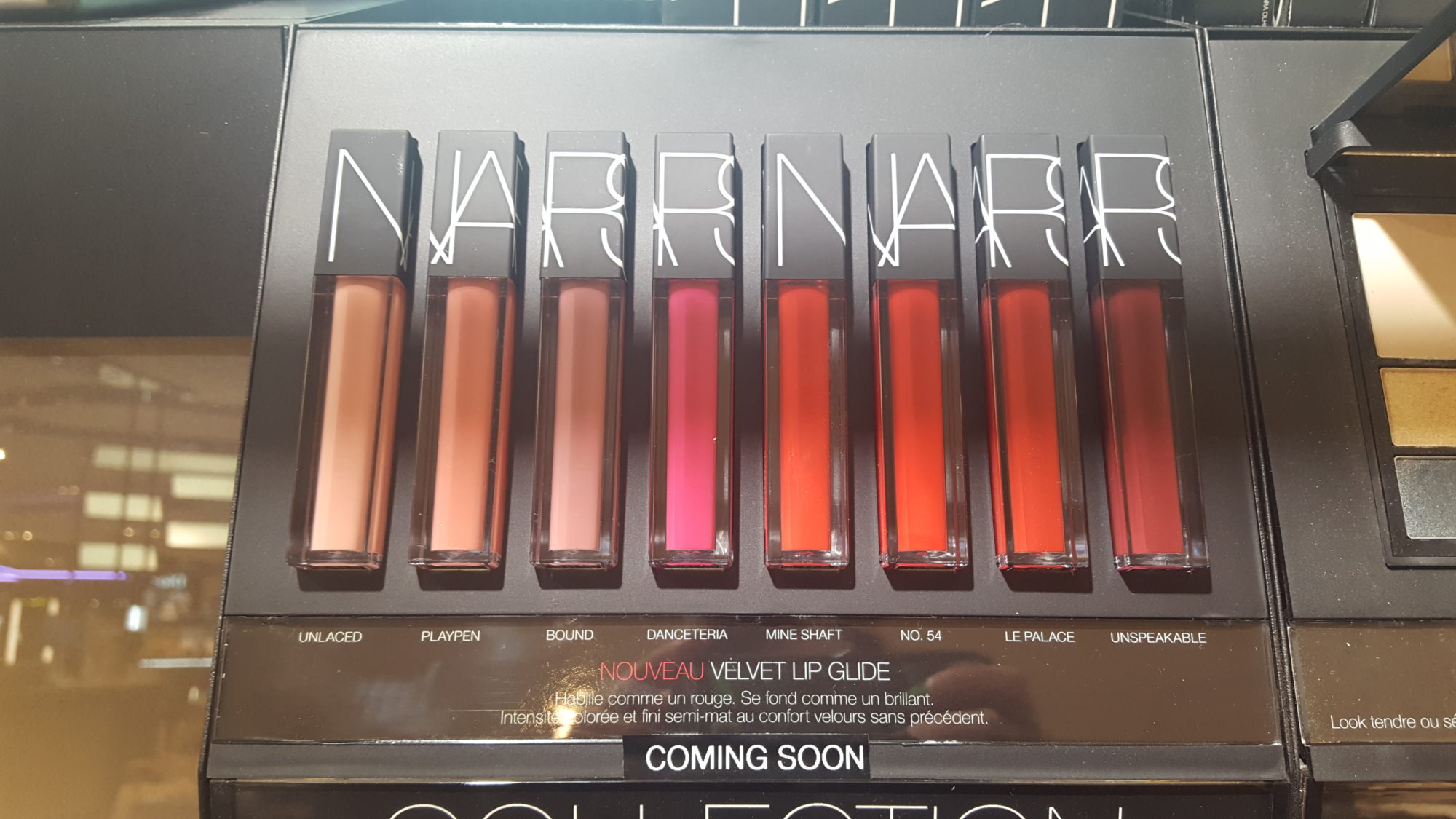 Pas vraiment convaincue de la teinte Unspeakable des Velvet Lip Glide ...